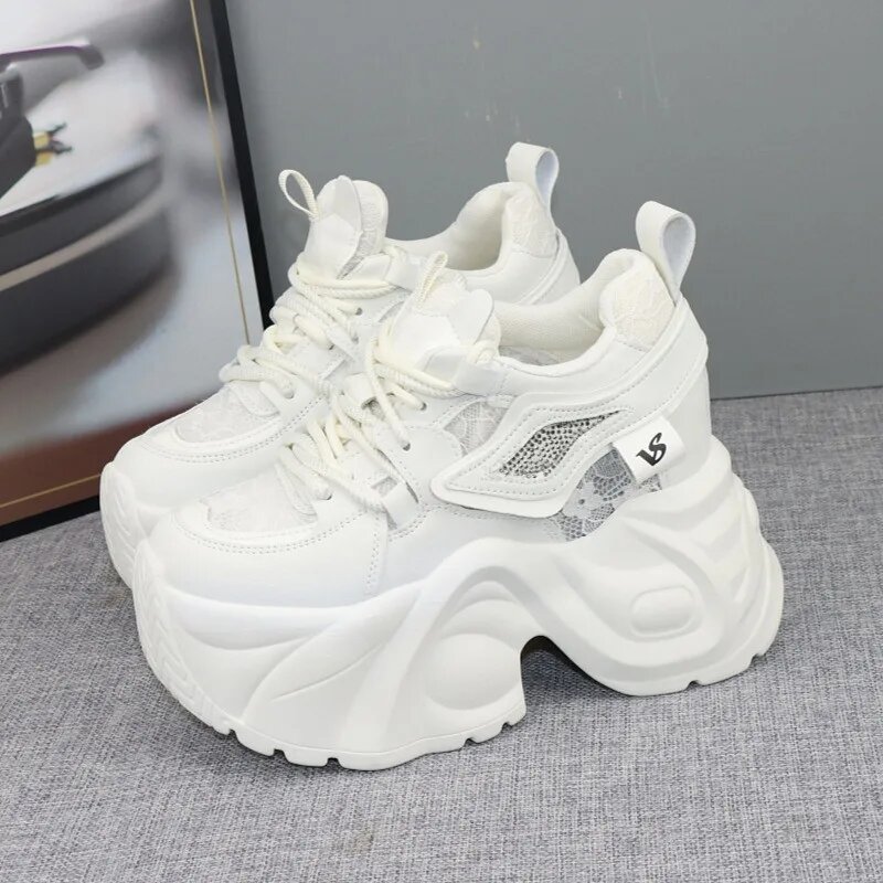 Кроссовки роликовые 6