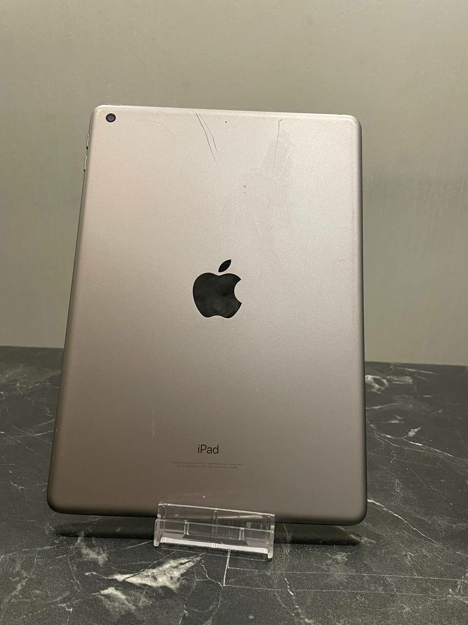 9.7" Планшет Apple iPad 6 2018, Wi-Fi, 2 гб/32 гб, серебристый