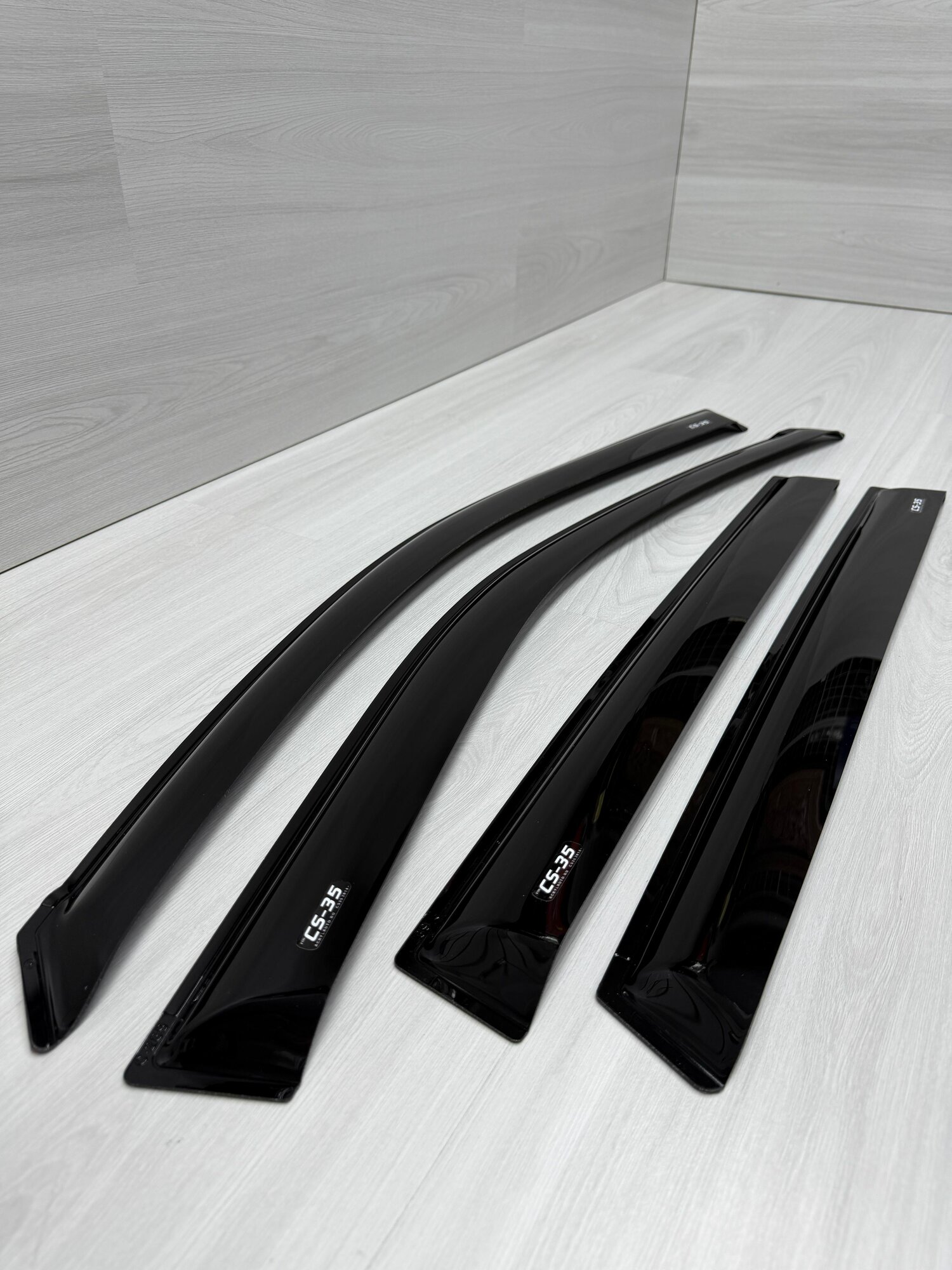 Дефлекторы (ветровики) окон для Changan CS35 2014-2022 ( Чанган )