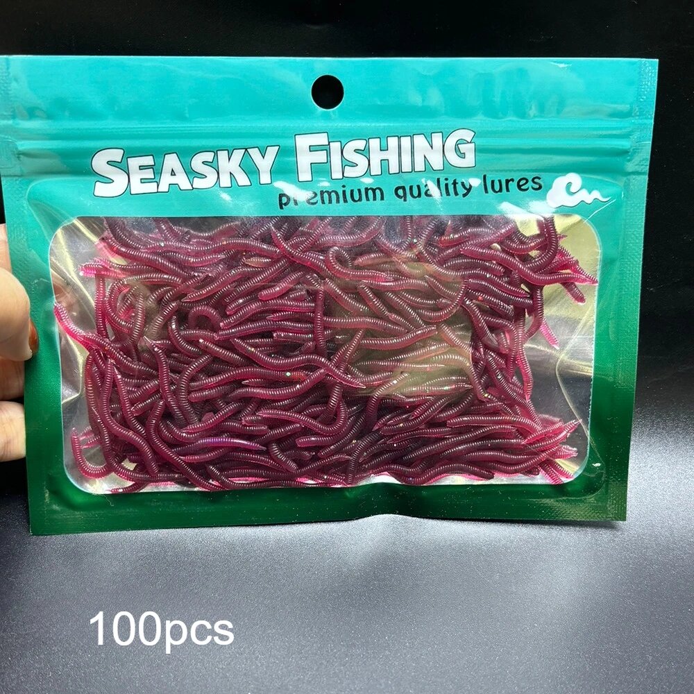 Резиновые красные черви для ловли окуня и леща