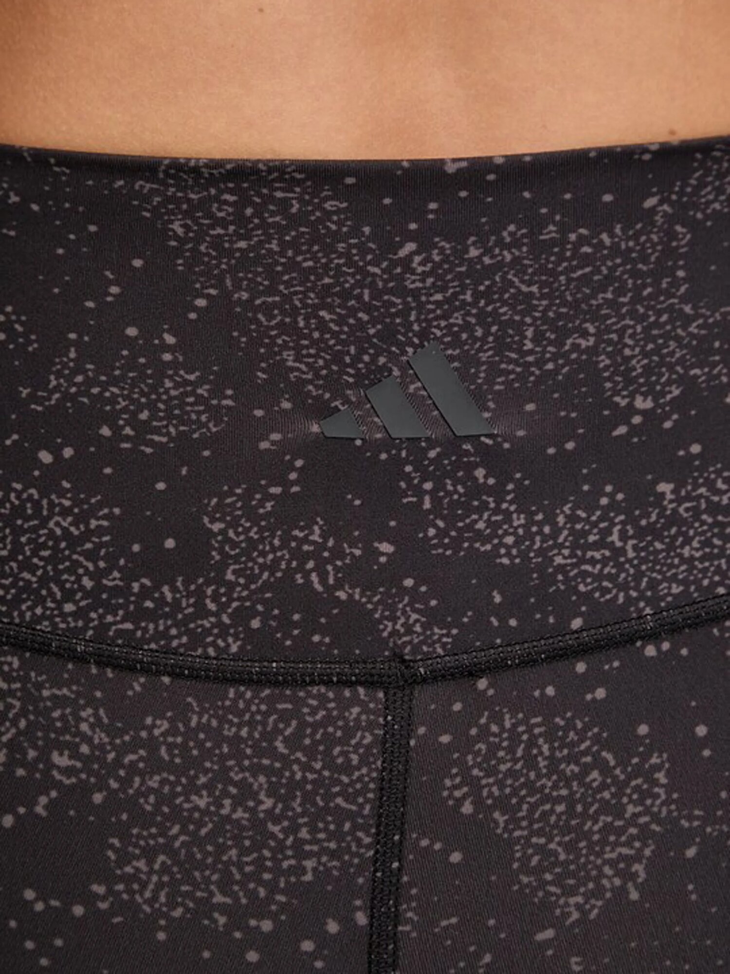 Легинсы adidas Logo print leggings, размер 4 UK, black/black — фото 1