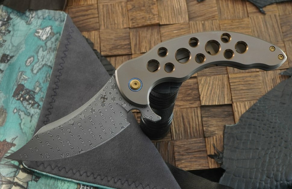 Складной нож Kansept Knives Gilgamesh, клинок дамаск, рукоять титан с бронзовым анодированием