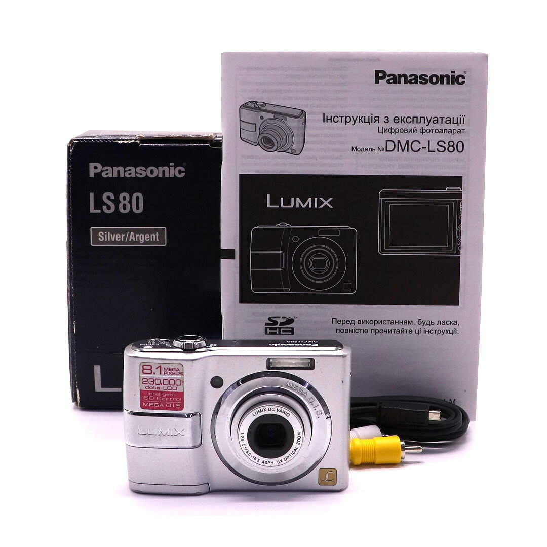 Фотоаппарат Panasonic Lumix DMC-LS80 в упаковке
