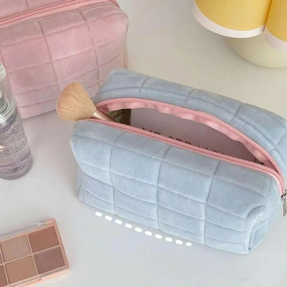 Cosmetic Bag — фото 1