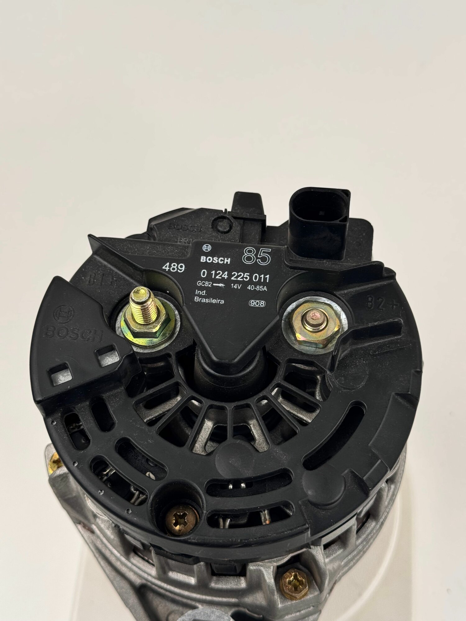 Герератор Rover 25 BOSCH 14V 85A без уп.