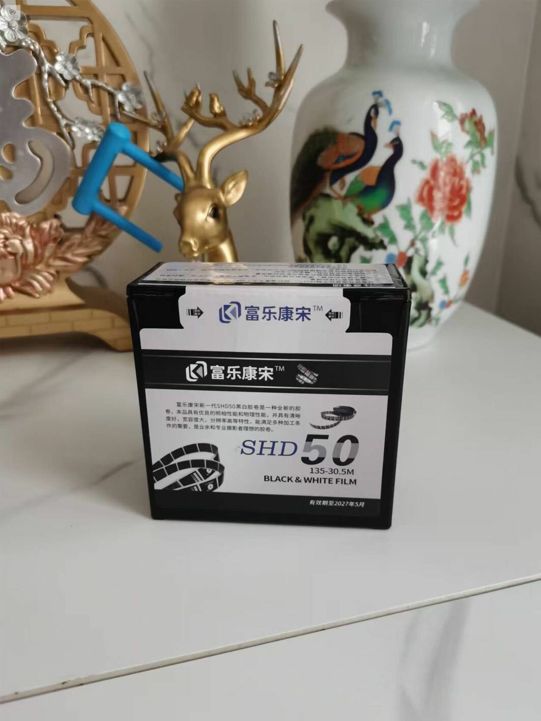 Фотопленка 135 последн LUCKY SHD50 черно-белая 30,5м iso 50 (05.2027)