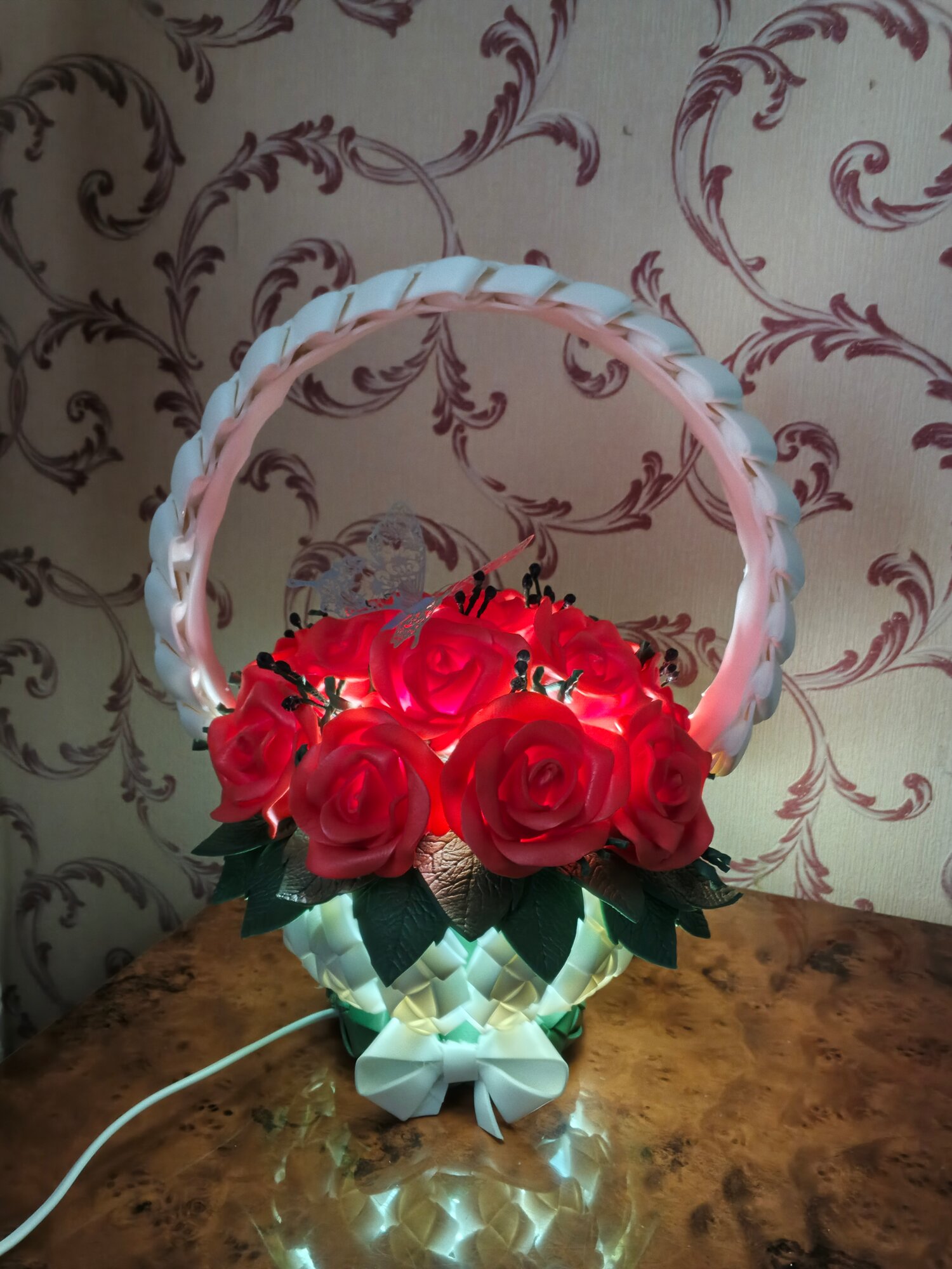 Светильник "Корзиночка", изолон, 17роз, Е27, холодный белый свет