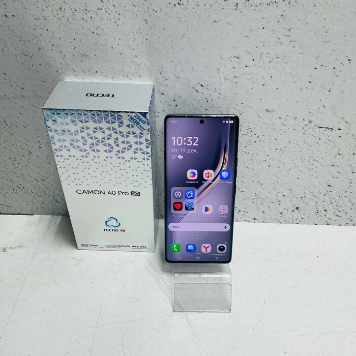 Смартфон Tecno Camon 40 pro 5g 12/256 Серебристый