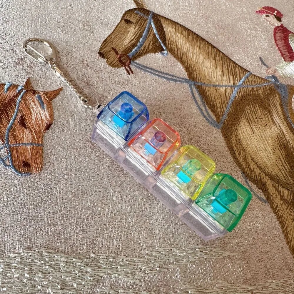 Пластиковый антистресс брелок-клавиатура