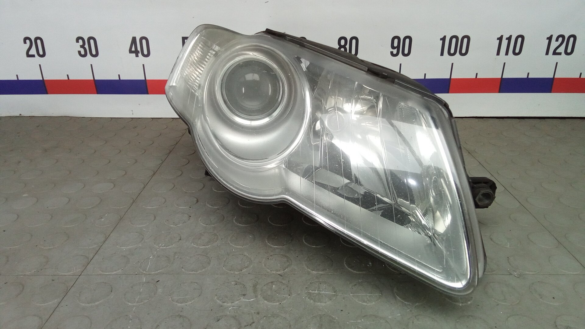 Фара правая VOLKSWAGEN PASSAT B6, Номер 3C0941006AC