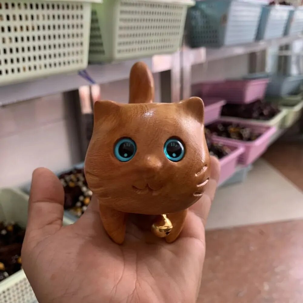 Резная деревянная статуэтка Кошка удачи из массива дерева Ювелирные украшения