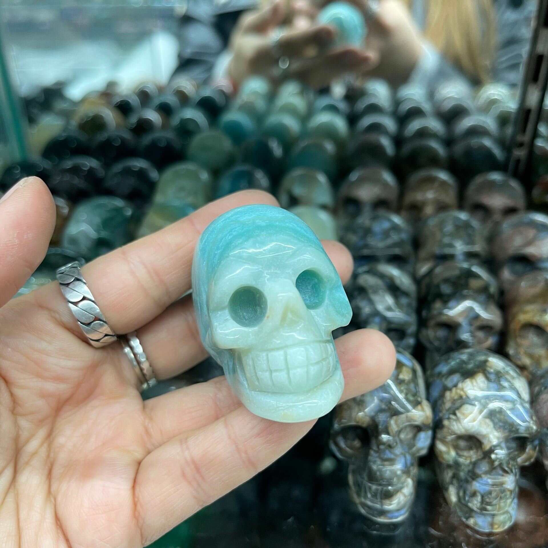 2inch Нефритовый Резной Череп Натуральный Необработанный Камень Полированный Призрачный Голова Хэллоуинское Украшение Кристальный Череп Орнамент