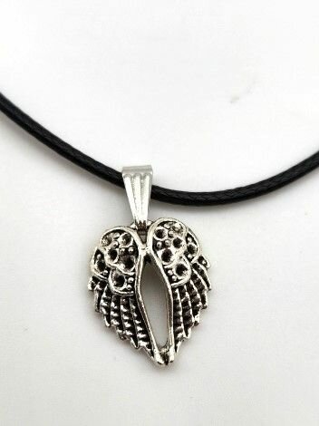 Подвеска на шнурке Ангельские крылья