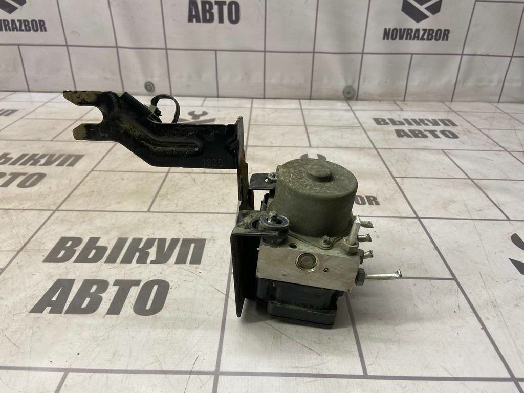 Блок ABS насос Renault Logan 2 14-18