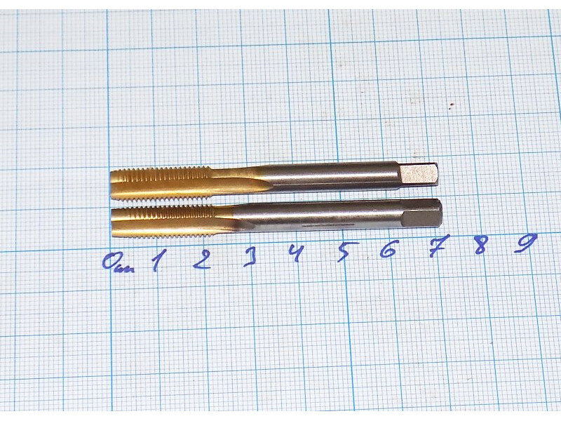 Метчик М 8х1,0 мм р6м5 TIN машинно-ручной комплектный