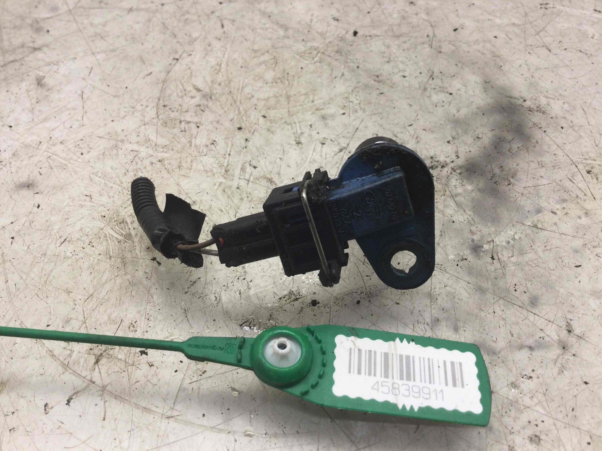 Б/У Датчик распредвала Ford Focus 2 поколение (2005-2008) 2006 г.