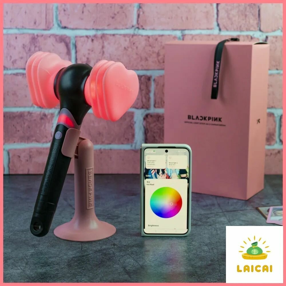 Бестселлер: лайтстик Blackpink второго поколения с Bluetooth и восемью картами в подарок