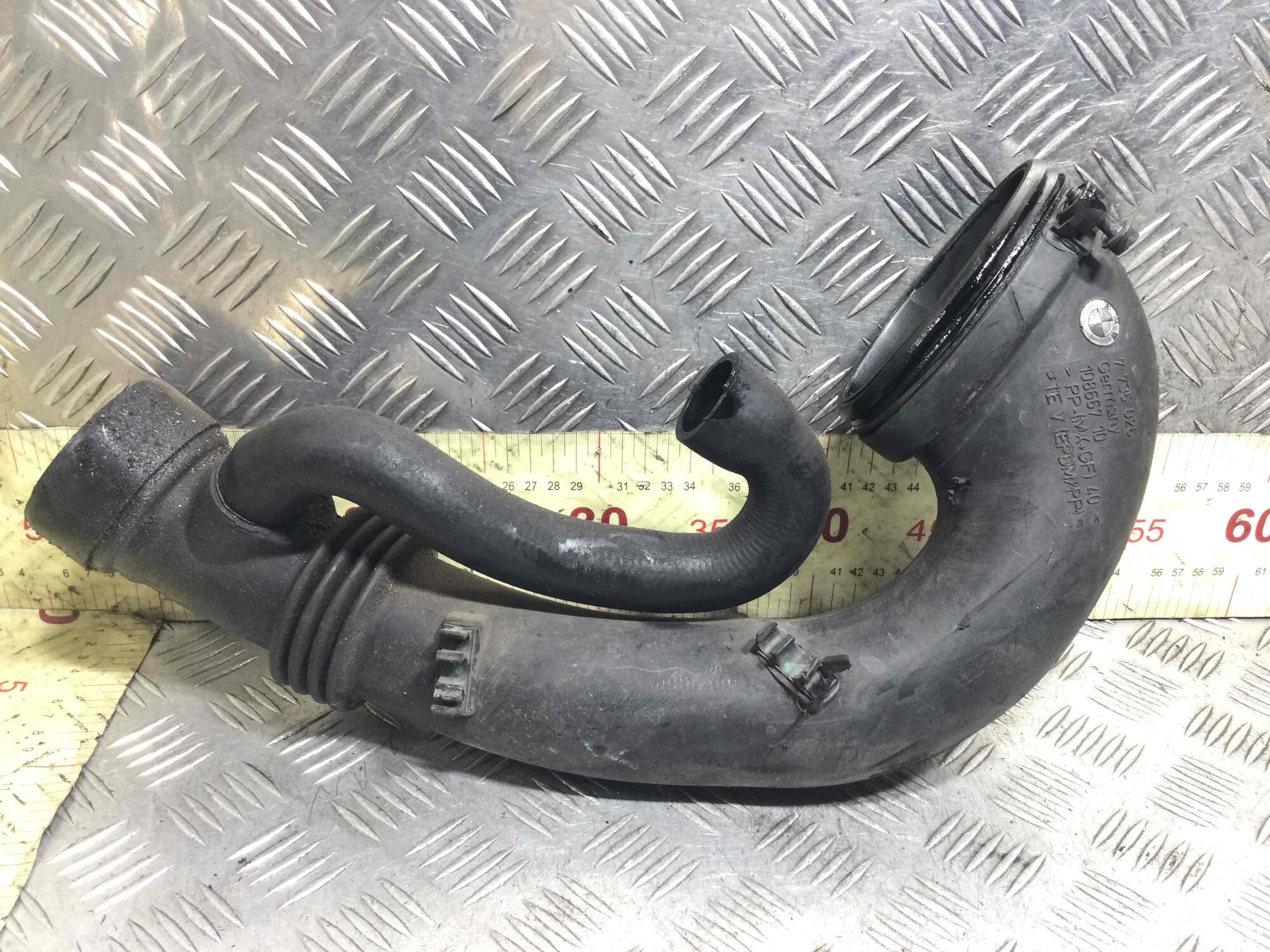 Б/У Патрубок интеркулера BMW X5 E53 [рестайлинг] (2003-2006) 2005 г.