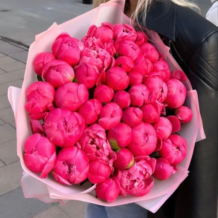 Букет из коралловых пионов 39 шт, красивый букет цветов, шикарный, премиум цветы, премиум букет