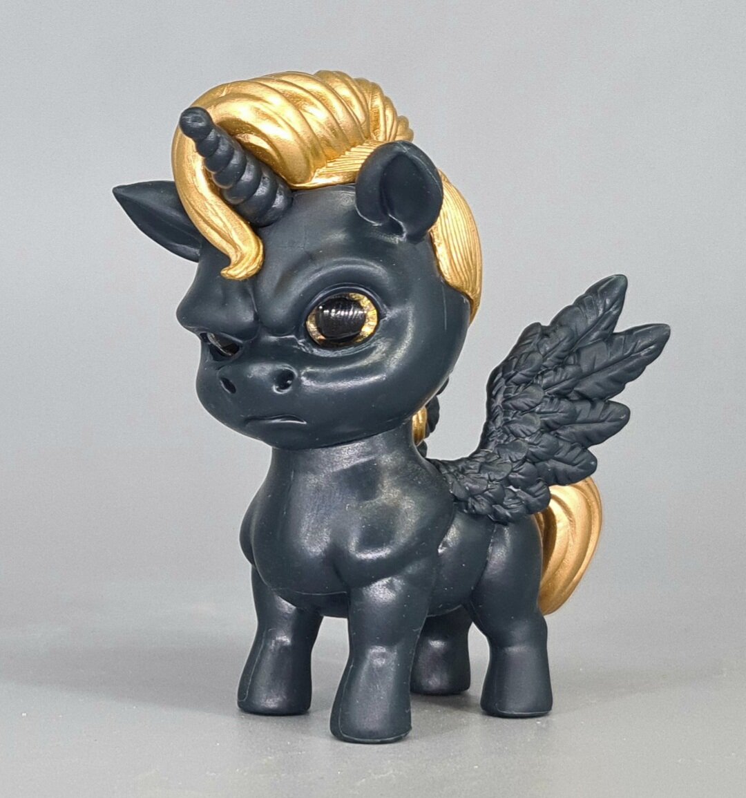 Фигурка Пегас Брут - коллекционная серия Звездные лошадки и друзья PROSTO TOYS Вкусно и точка, 2026 г