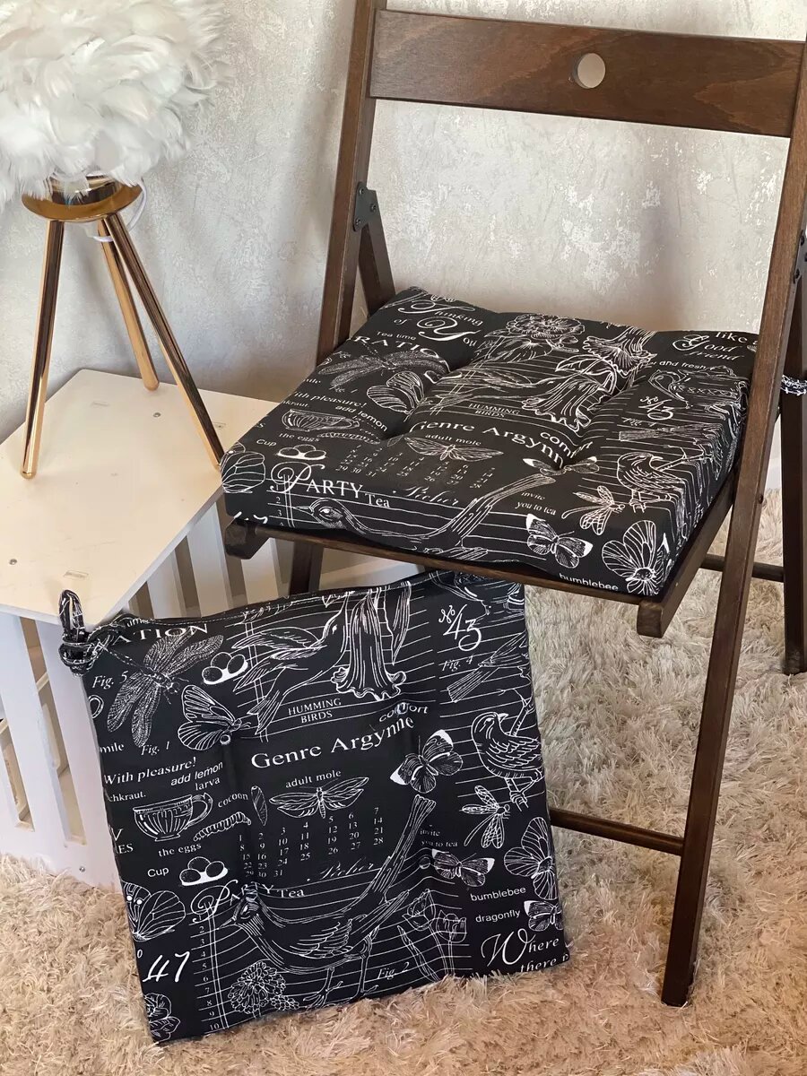 Подушка на стул с завязками квадратная