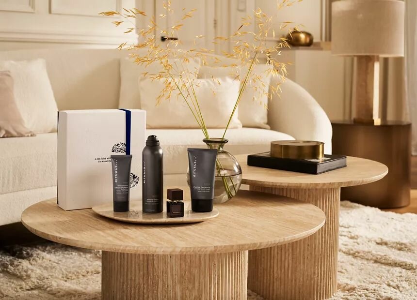 Rituals Набор косметики (гель для душа, шампунь, парфюм, скраб для лица) Homme Gift Set M