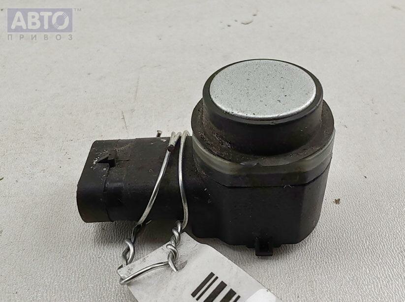 Датчик парковки (парктроник) передний Volkswagen Golf-6