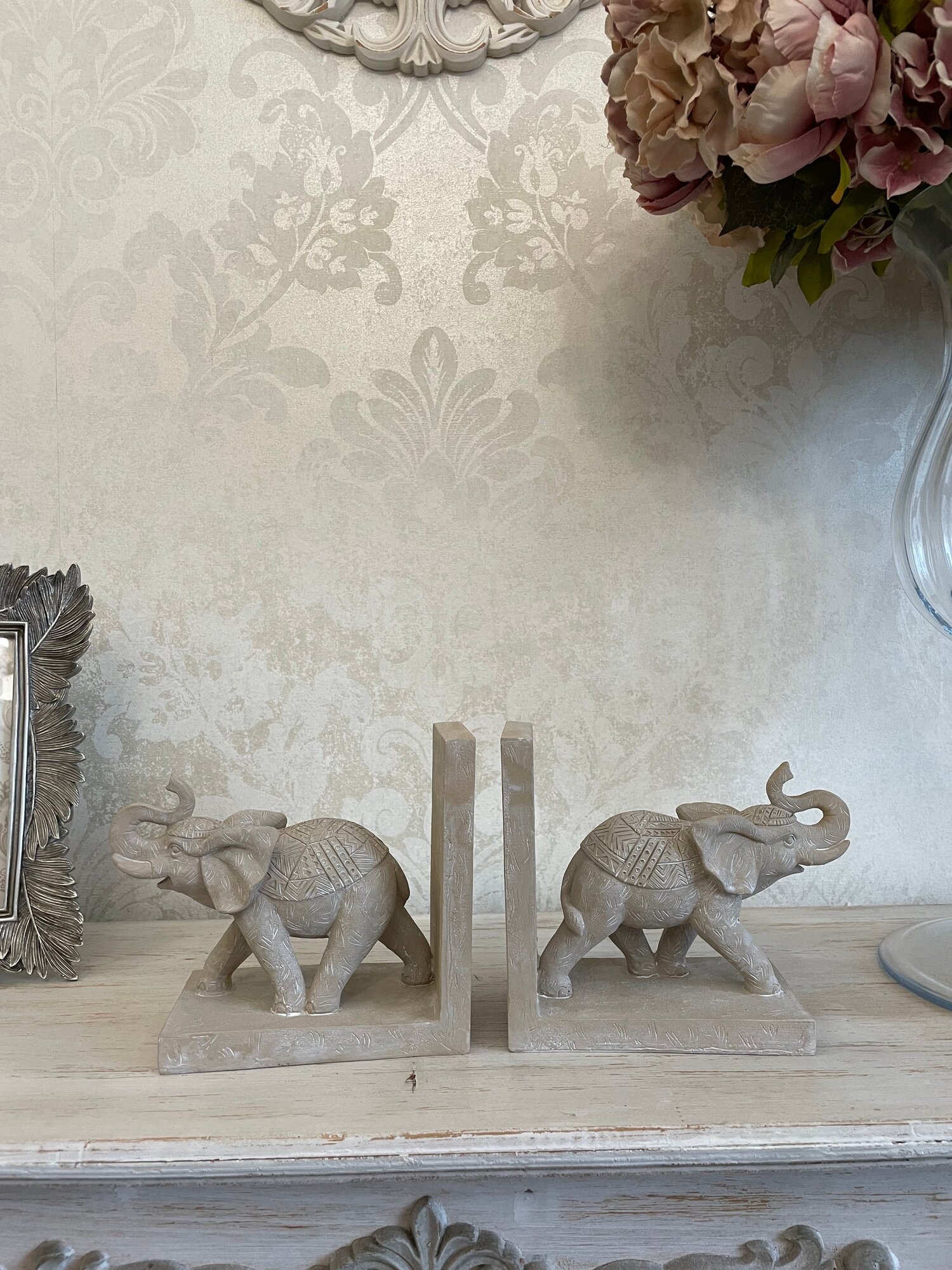 Держатели для книг/Слоны