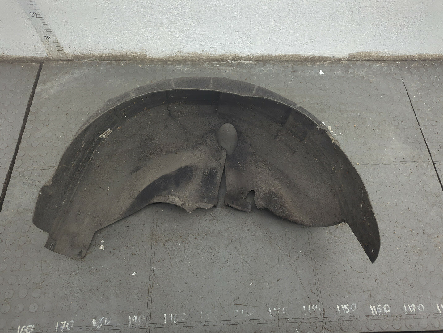 Защита арок (подкрылок) левая задняя Audi A4 (B7) Б/У