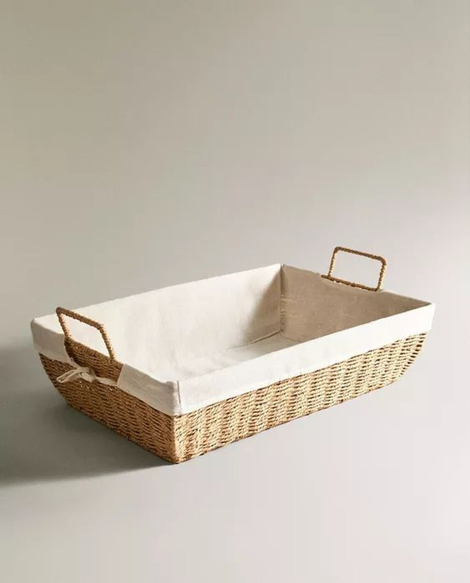 Корзина для одежды ZARA HOME 5573/049/052 - с хлопковой подкладкой и ручками, 15 х 58 х 40 см, цвет светло-бежевый