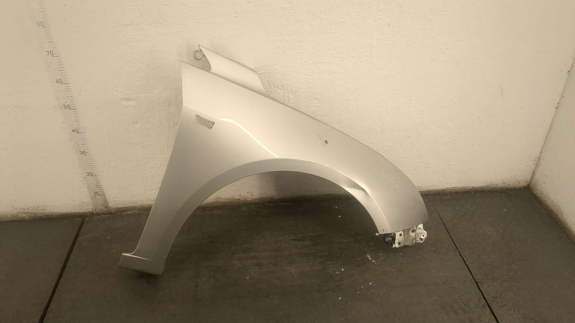 Крыло правое переднее Chevrolet Cruze Б/У