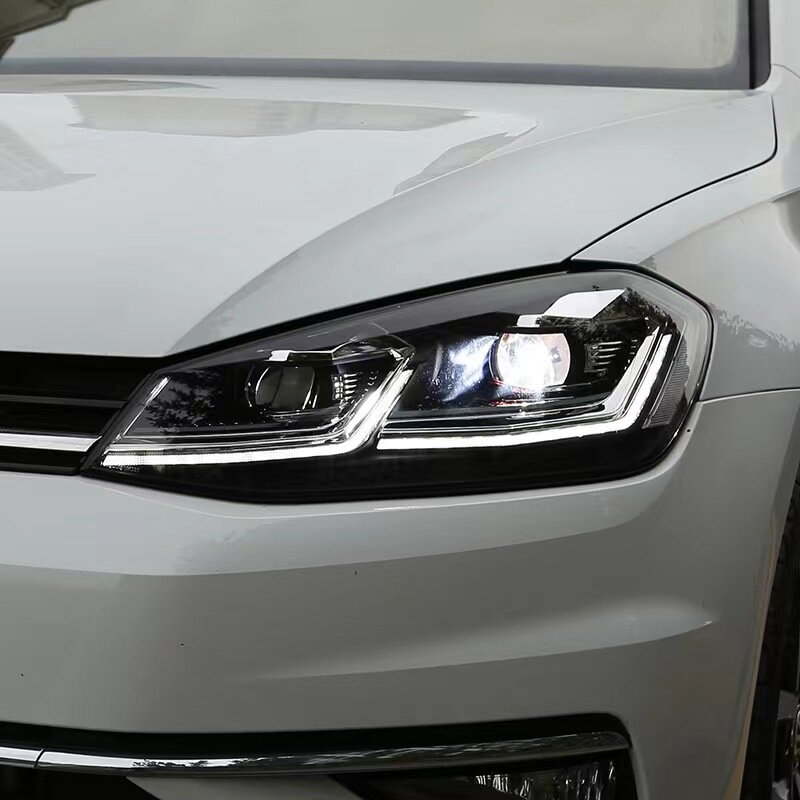 Светодиодная блок-фара Chiku для Volkswagen Golf 7 Серебристая линия, левый руль