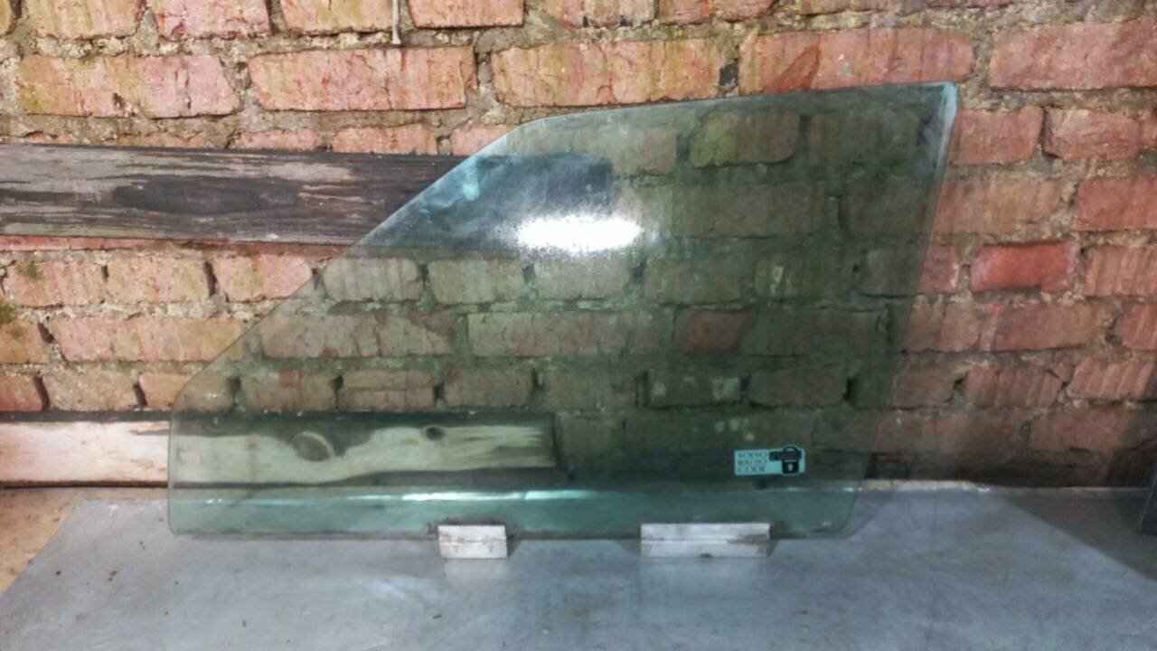 Стекло двери передней левой Volvo V70 (1996 - 2000)