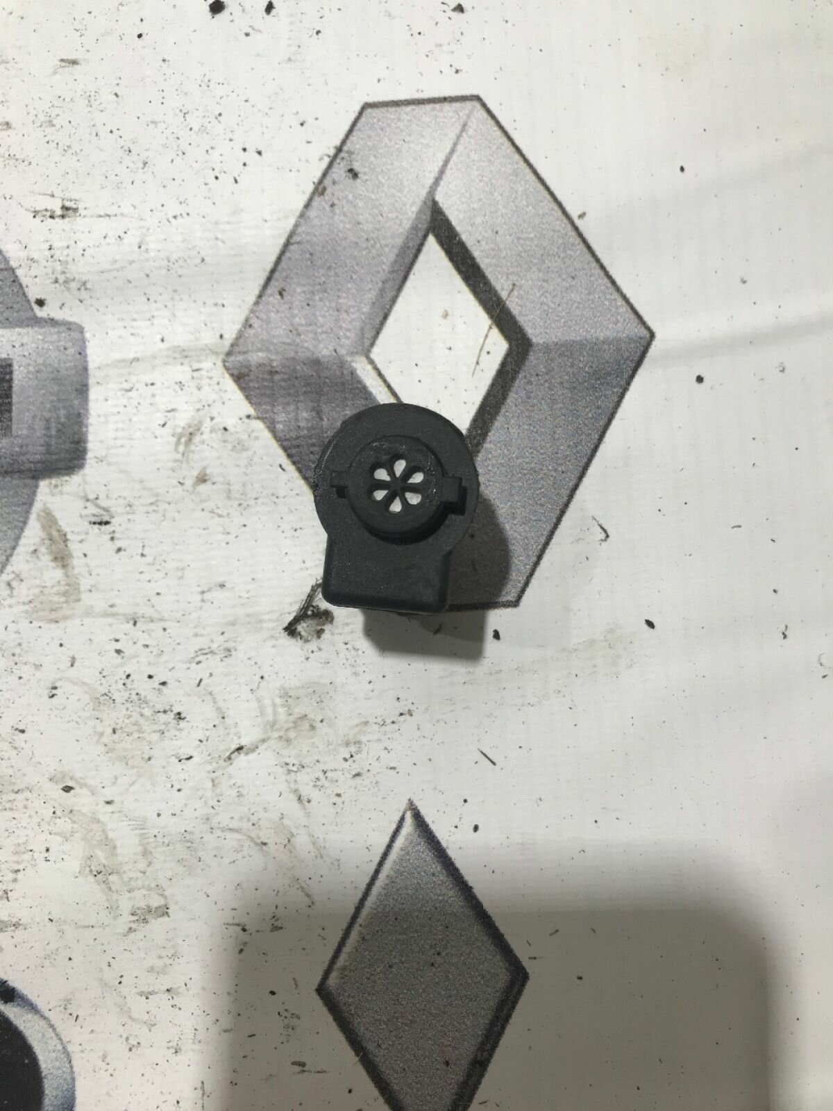 Датчик температуры Renault Laguna III (2007—2012) 52410663