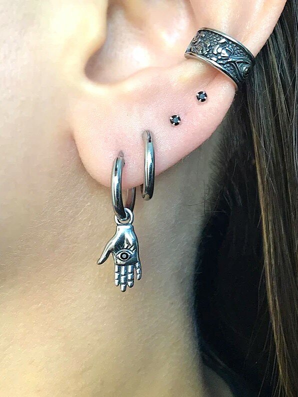 Моносерьга