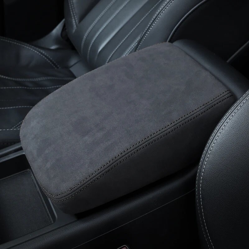 Подлокотник в авто suede black line