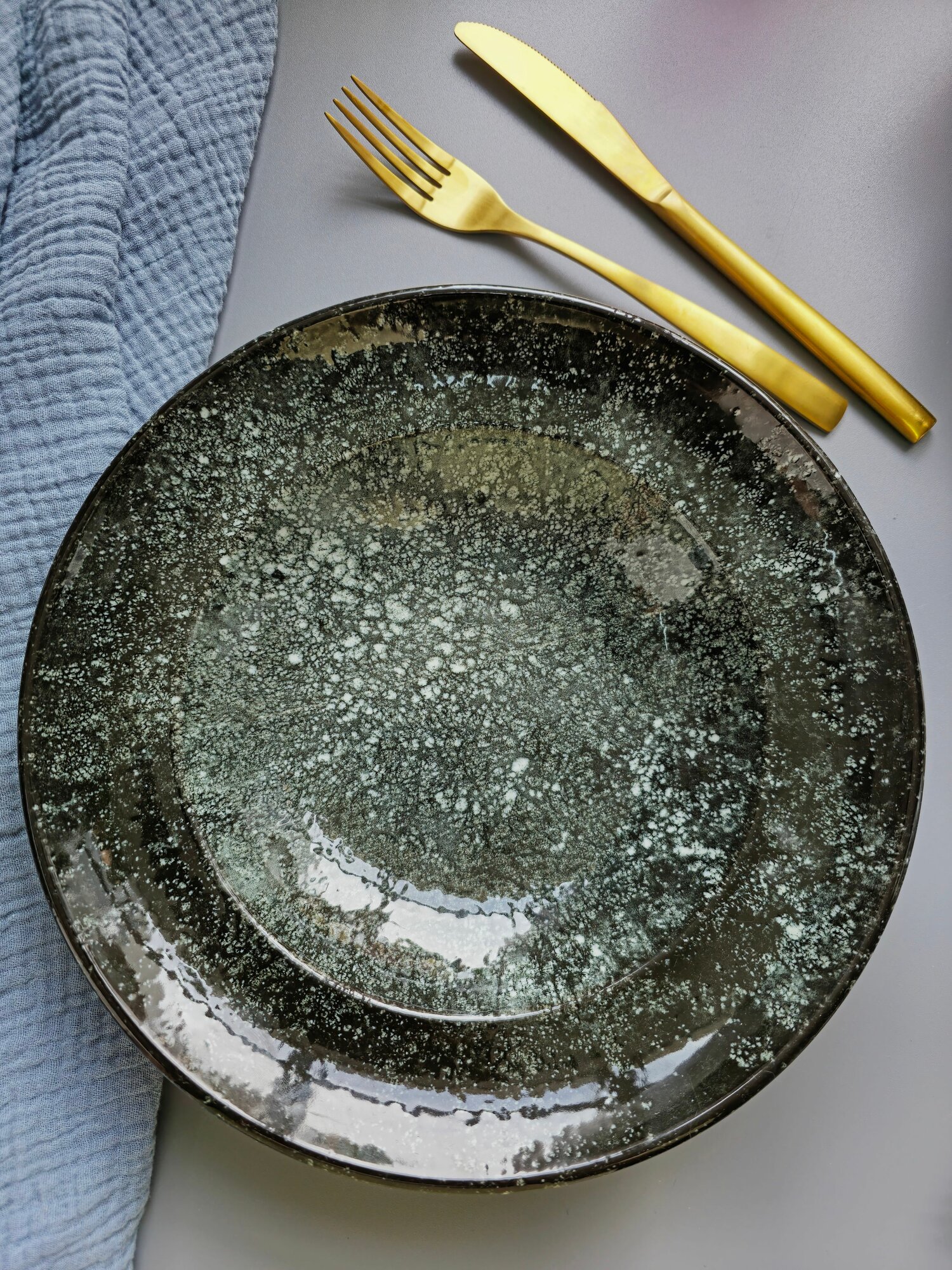 Тарелка глубокая с полями черная Bonna "Cosmos" 1 шт, 24 см, 400 мл. Ударопрочный, профессиональный фарфор, для подачи пасты, горячих первых блюд, салата. "Космос" Турция