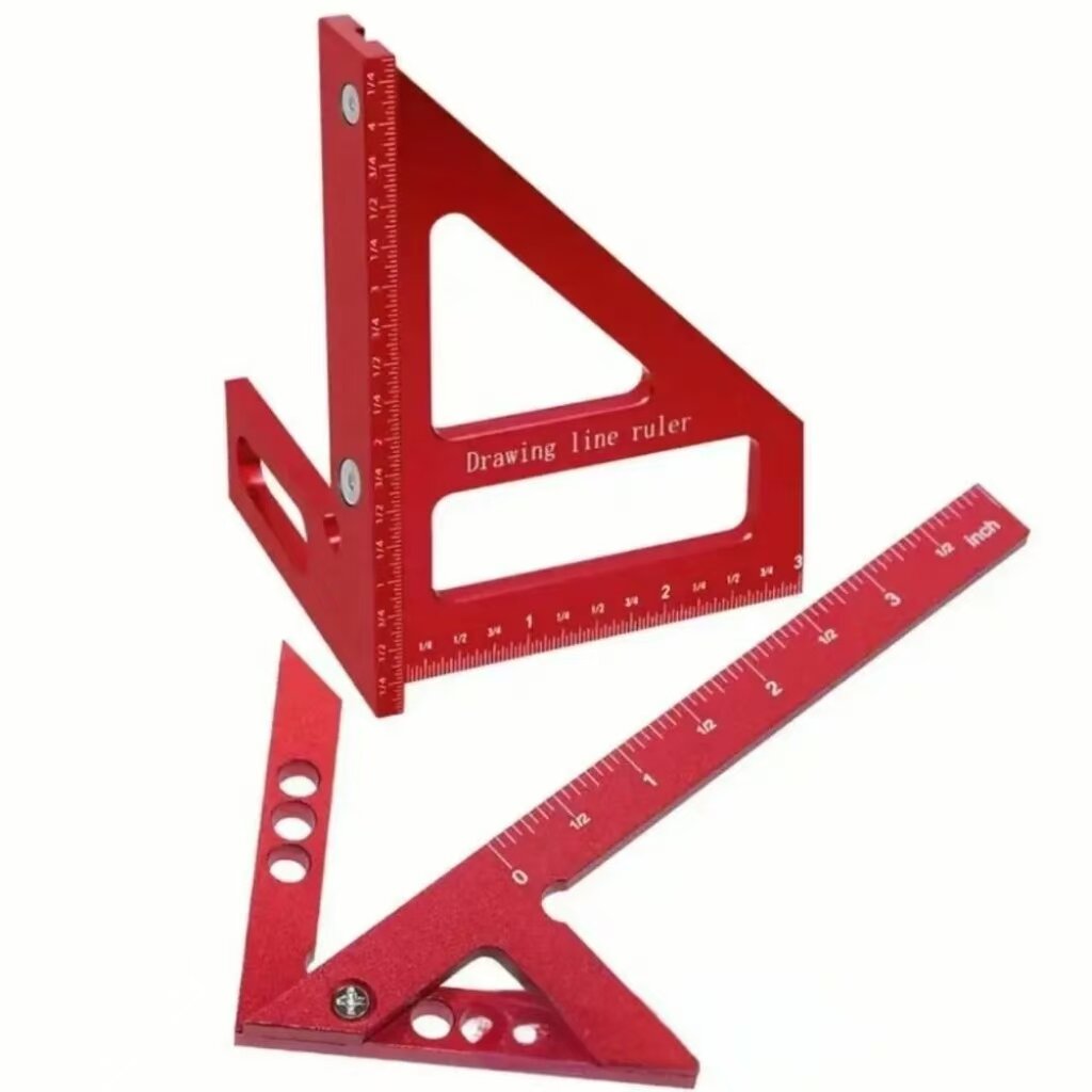 Треугольная стрелка под углом 45 градусов, маркерная линейка под углом 90 градусов