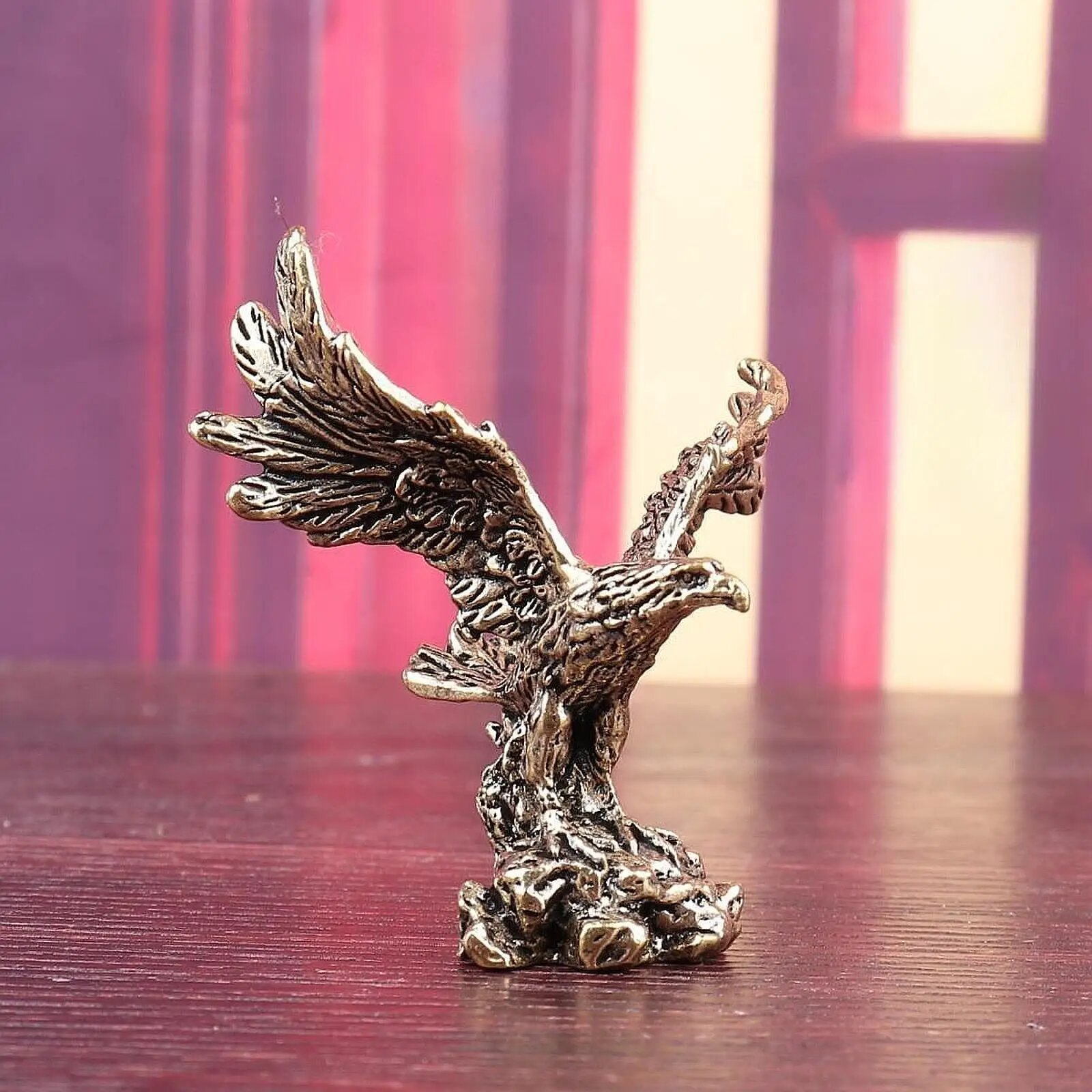 Латунная статуэтка орла MagiDeal