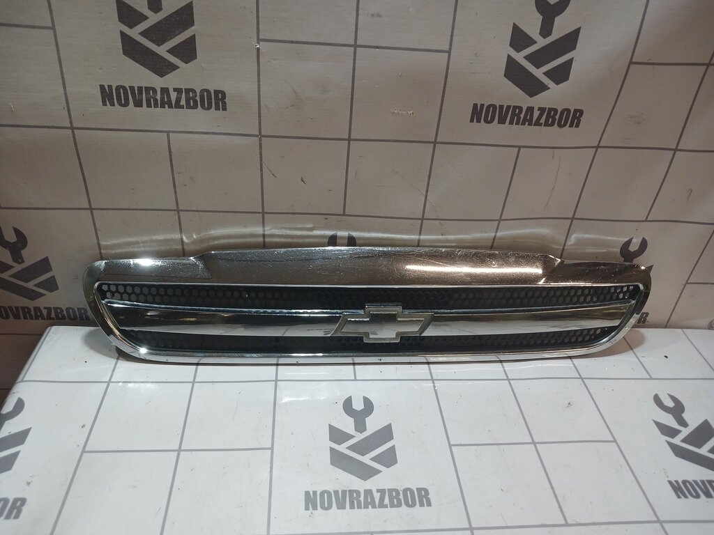 Решетка радиатора Chevrolet Lanos 2004+