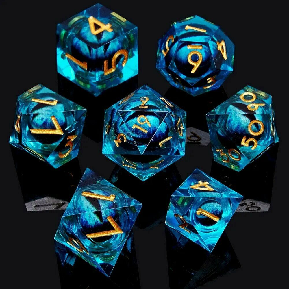 Кубики днд: Набор дайсов для Dungeons & Dragons, 7 шт. Прозрачные кости с синим драконьим глазом, острые грани, смола