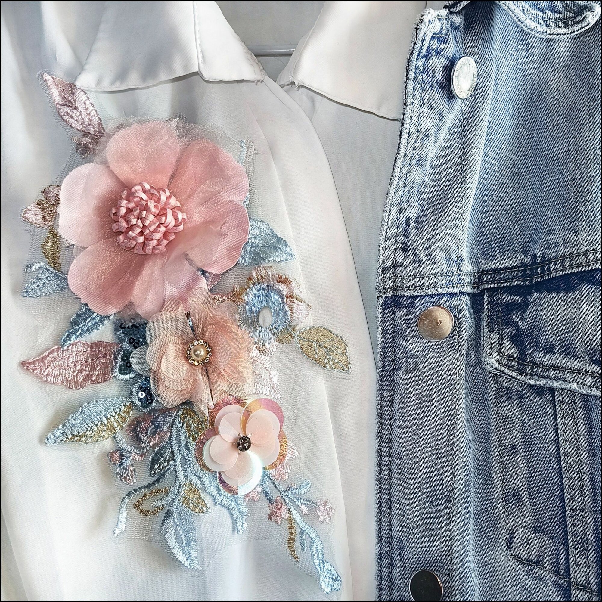 Аппликация пришивная цветы на вышивке с пайеткамиbf12