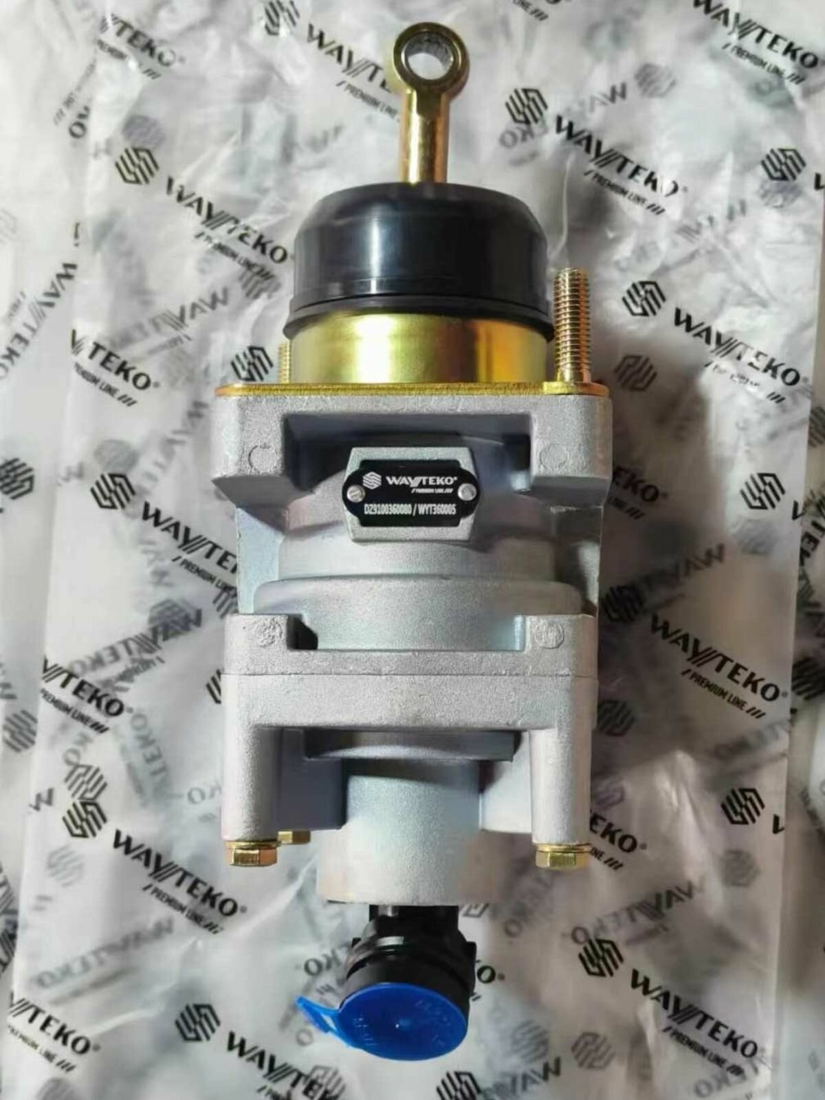 Кран тормозной главный SHACMAN F2000 и F3000 качество от WAYTEKO PREMIUM Арт. DZ9100360080