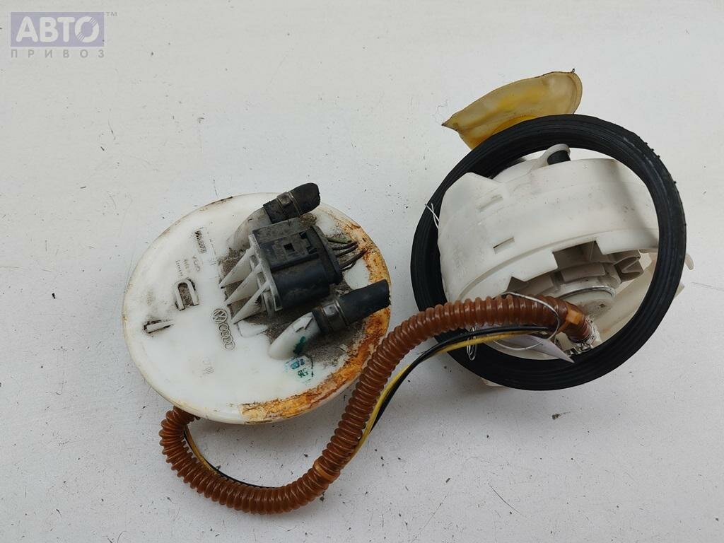 Насос топливный Volkswagen Passat B5+ (GP)