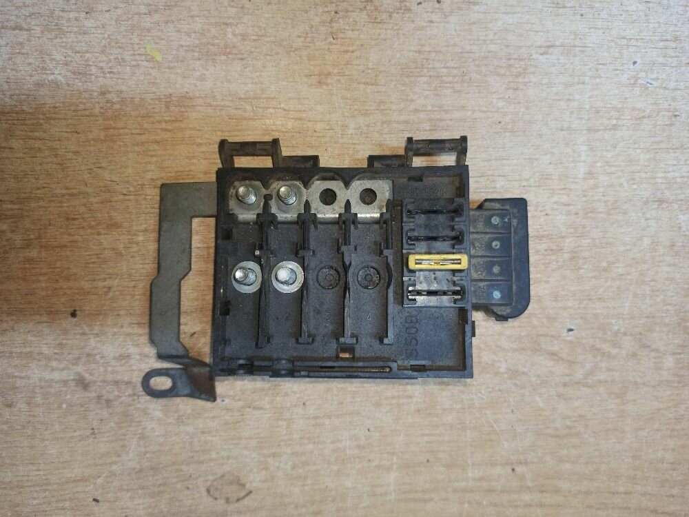 Блок предохранителей Volkswagen Lupo Polo 6X0937550