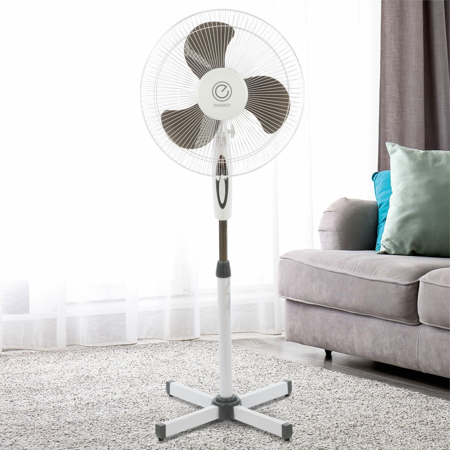 Вентилятор напольный Energy EN-1660 белый (030388)