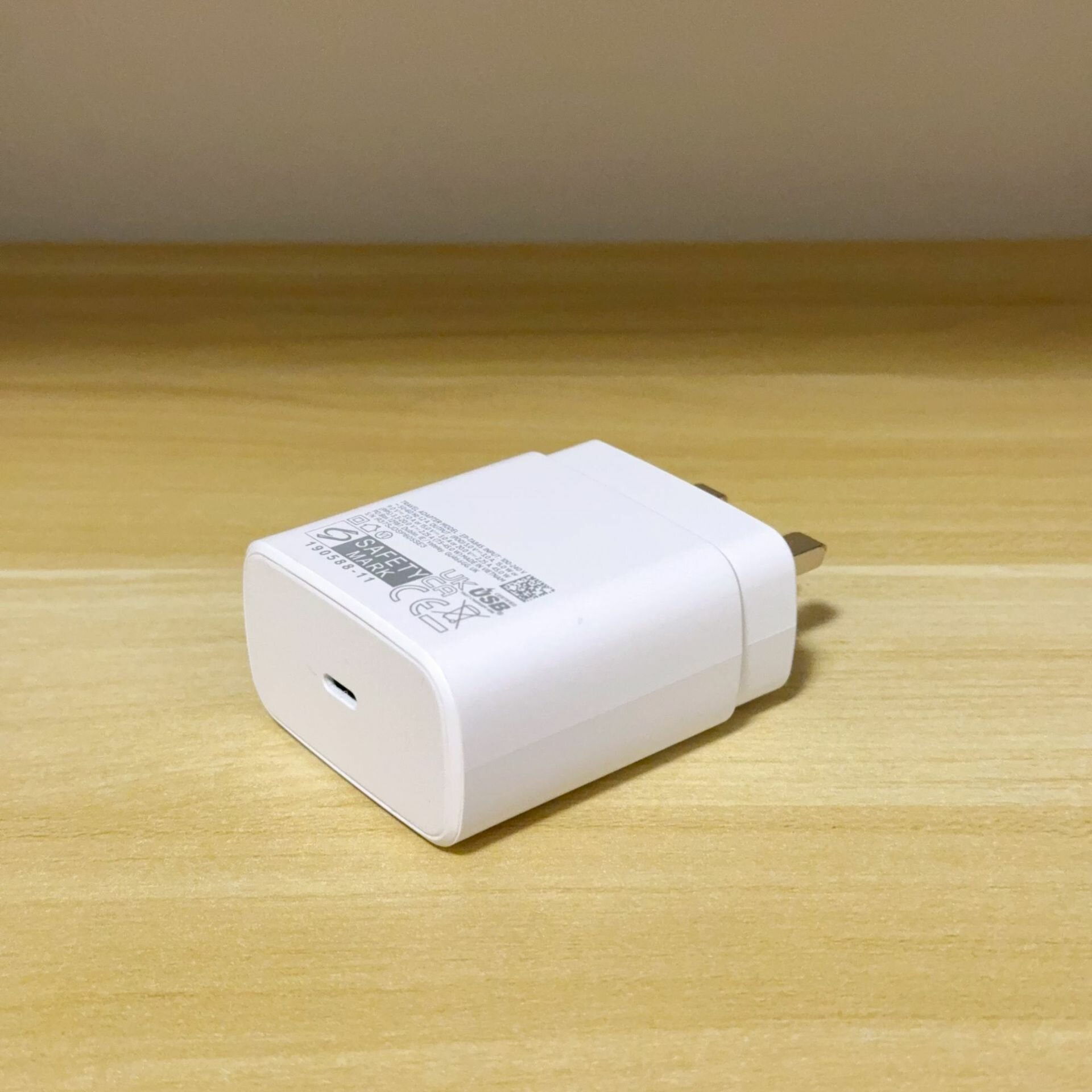 20W быстрая зарядка адаптер с американской розеткой для Samsung Galaxy S20/S22/S23 Ultra - белый, порт Type-C,