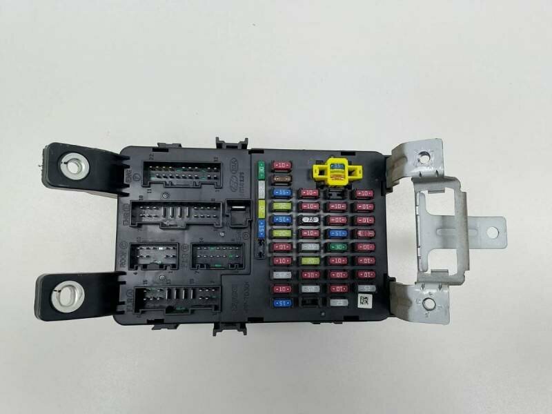 Блок предохранителей Kia Rio 2 JB 2005-2011 кат.номер: 919501G080