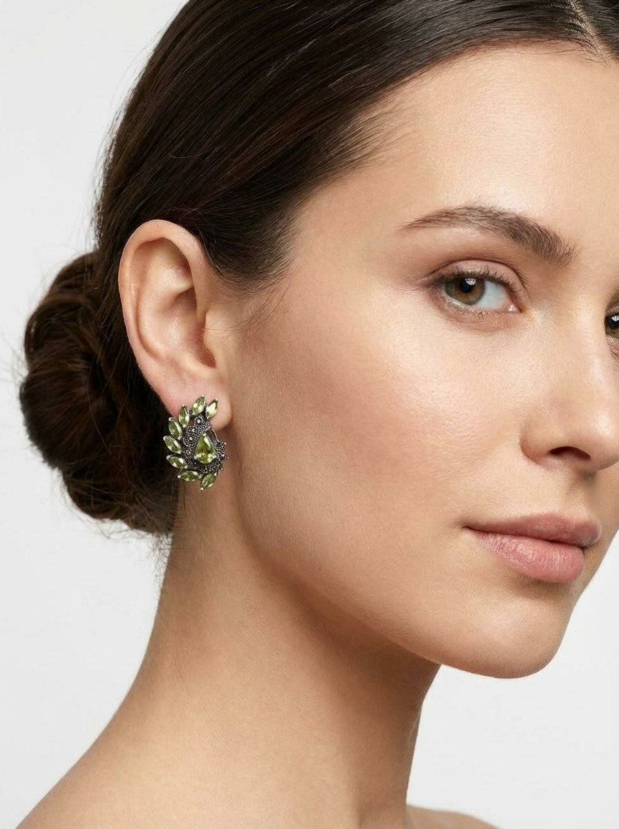 Серьги, серебро, 925 проба, марказит, хризолит