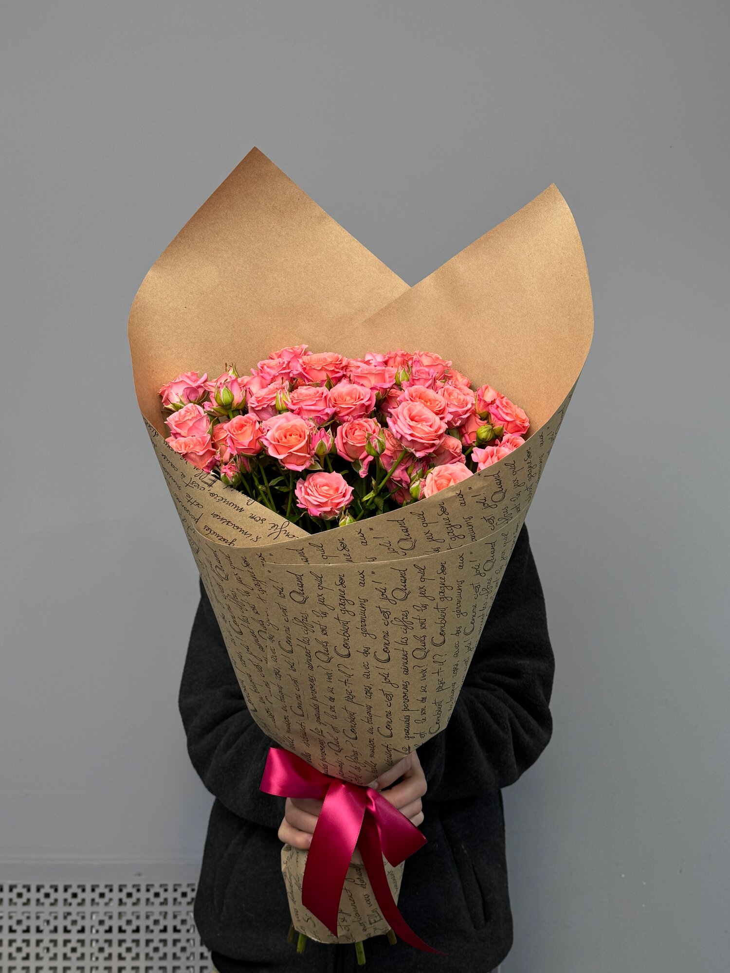 WEST FLORA Розовое облако – пышный букет из кустовых роз с доставкой